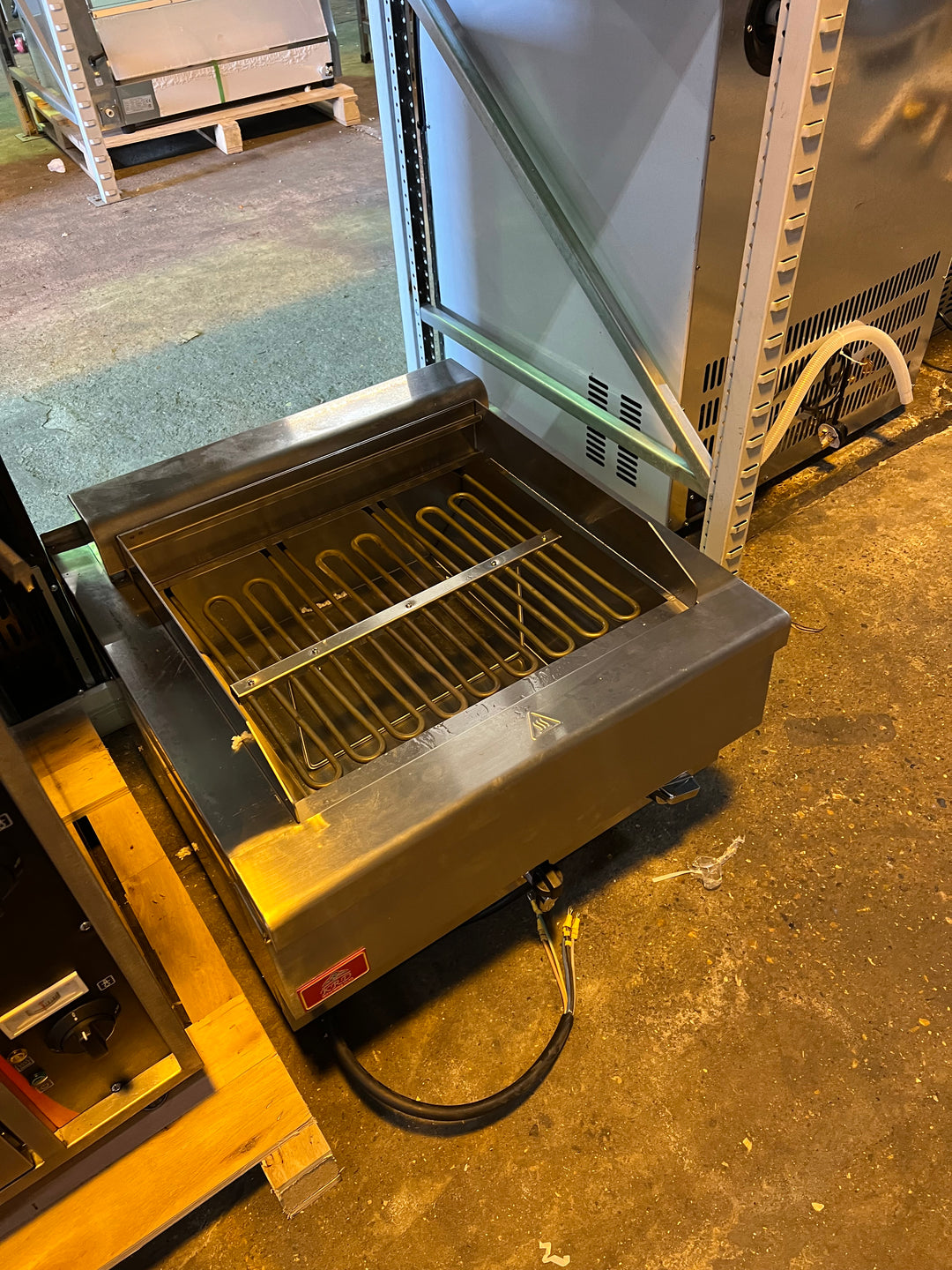 KRD Counter Top Electric Charbroiler Grill for Steak (6E-TH60)