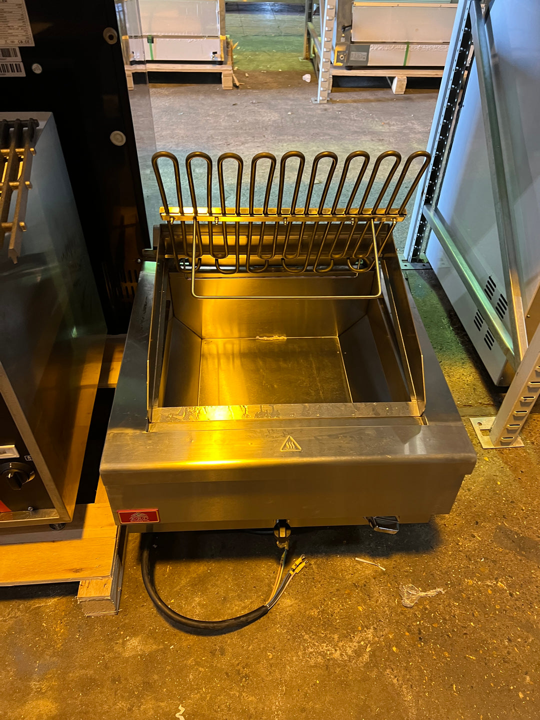 KRD Counter Top Electric Charbroiler Grill for Steak (6E-TH60)